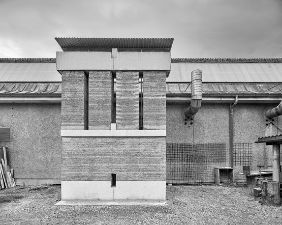 Rammed Space: The Architecture of Pisé